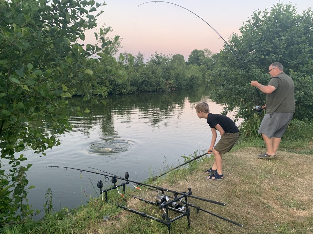 Elton Carp and Catfish Lakes – Great carp and catfish fishing at Elton ...